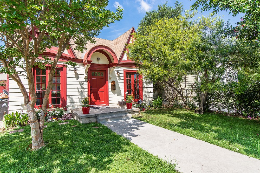 1225 S Mullen Ave • Greg Harris Estates - Real Estate Los Angeles